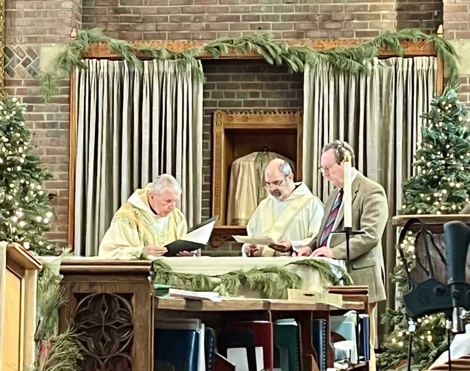 Christmastide Celebrations, Oblates and Special Guests – St. Anselm’s Abbey